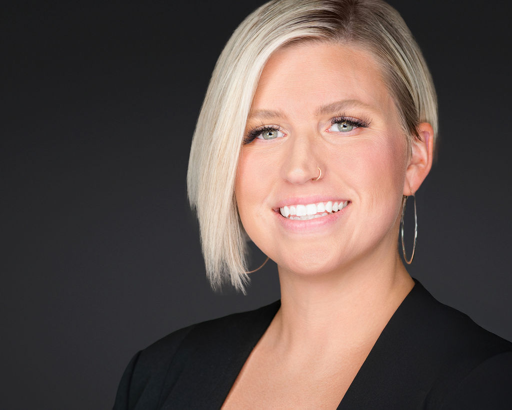 Cincinnati Headshots | LinkedIn, Acting & Business Photos - Mark Denney